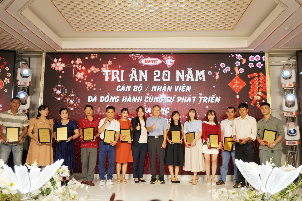 VPIC Group Employees 20th Year Anniversary